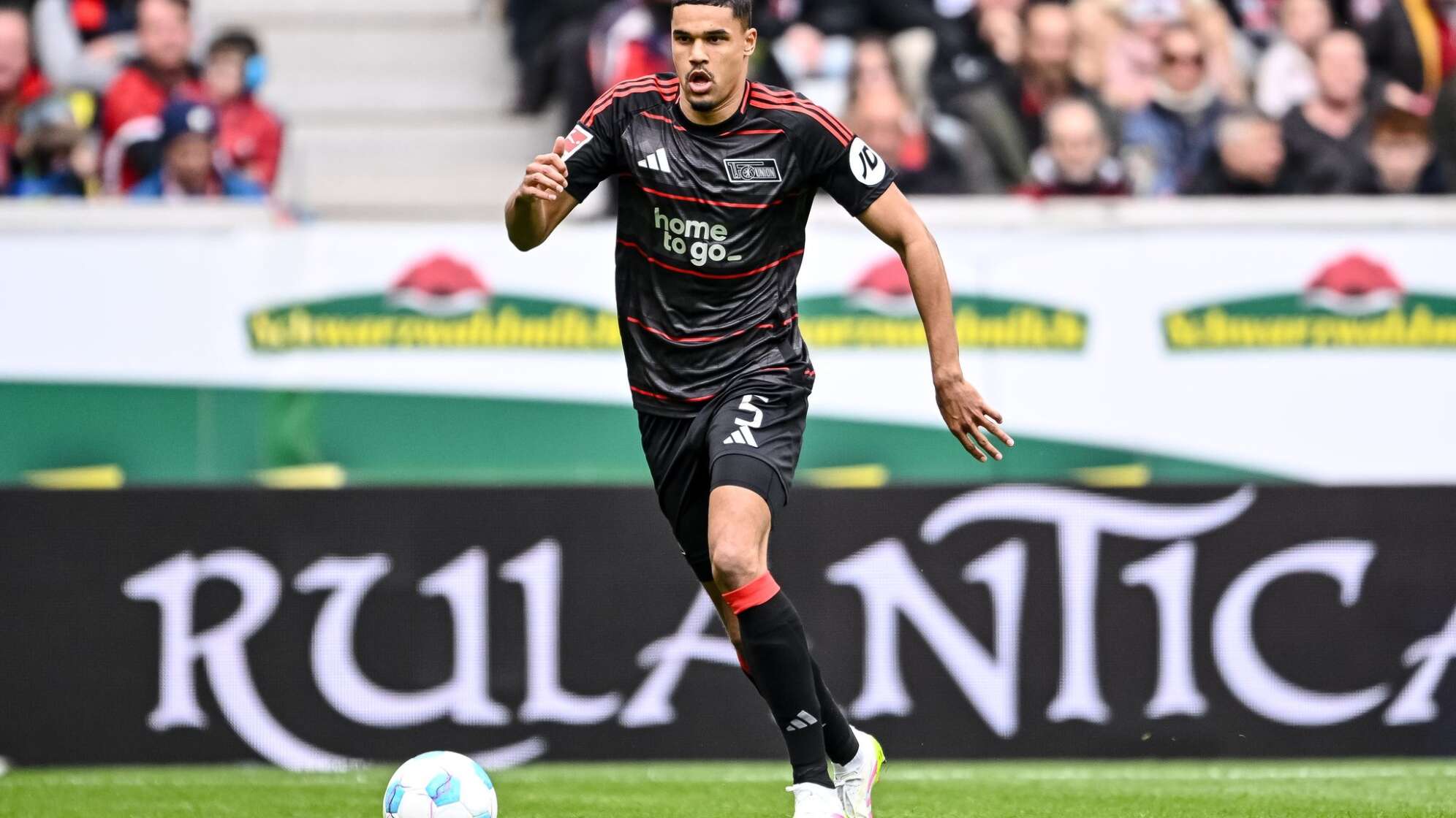 Perfekte Saison für Unions Doekhi? «Hat noch was offen» | ANTENNE BAYERN