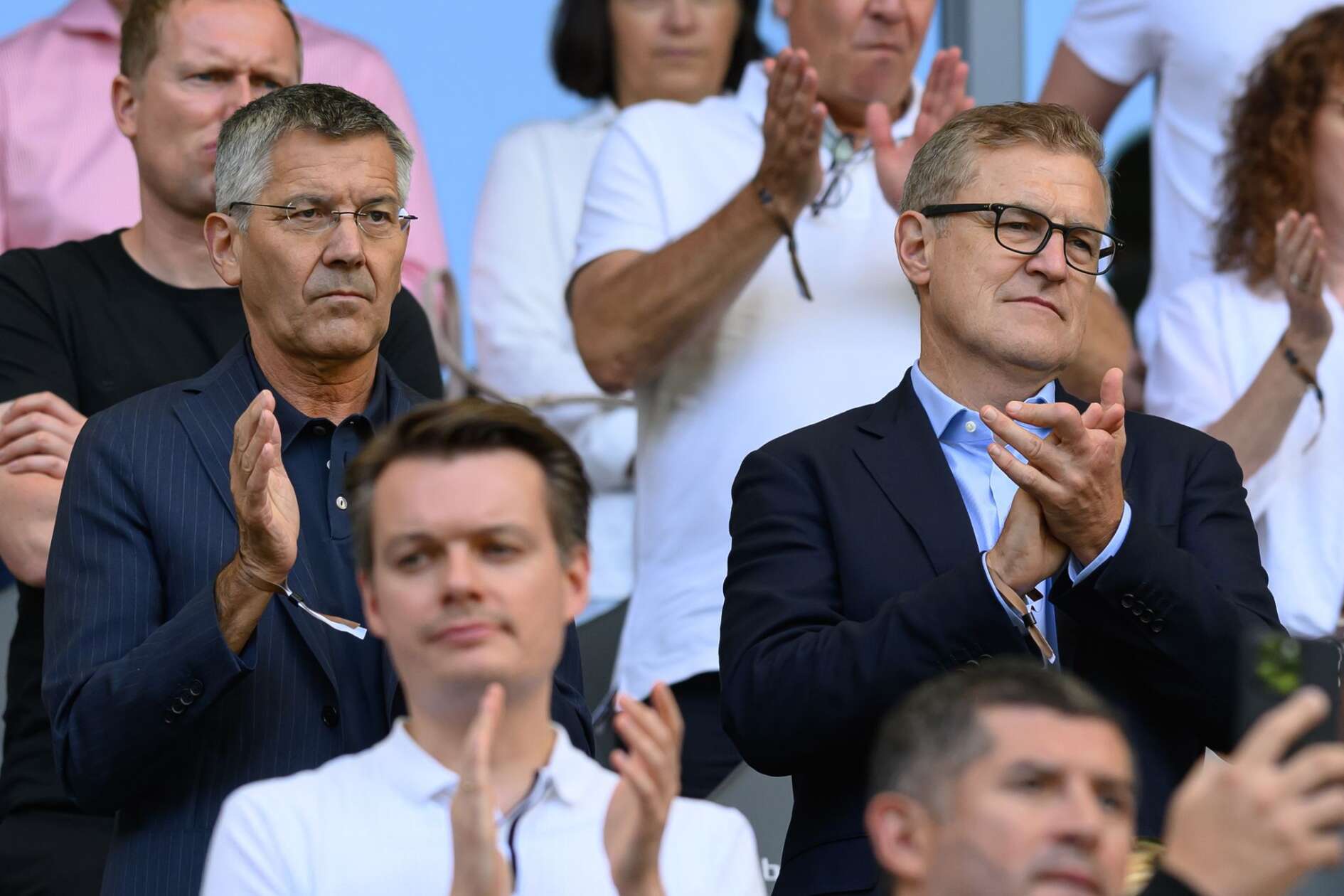 Leihen statt kaufen: Bosse erklären Bayern-Marschroute | ANTENNE BAYERN