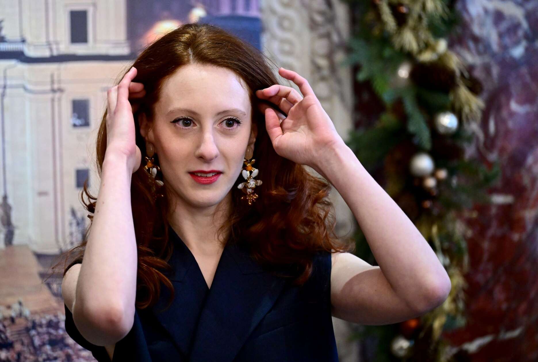 Roxane Duran ist neue Buhlschaft im Salzburger «Jedermann» | ANTENNE BAYERN