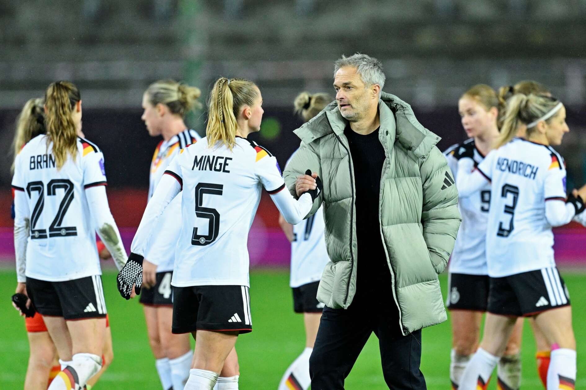 DFB-Frauen zwischen Frust, Stolz und Hoffnung | ANTENNE BAYERN