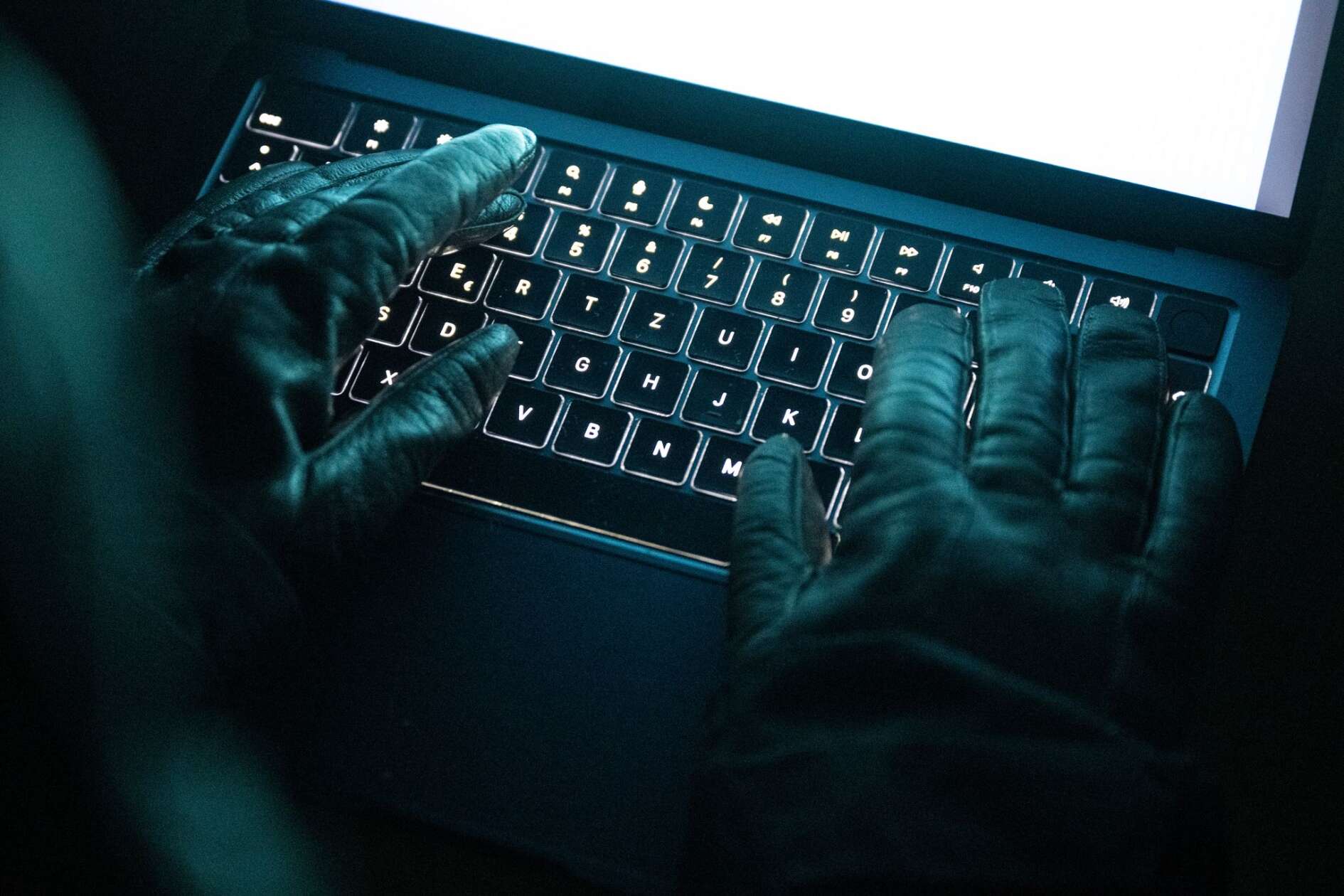 Günstig, aber Fake: Händler-Konten für Betrug missbraucht | ANTENNE BAYERN