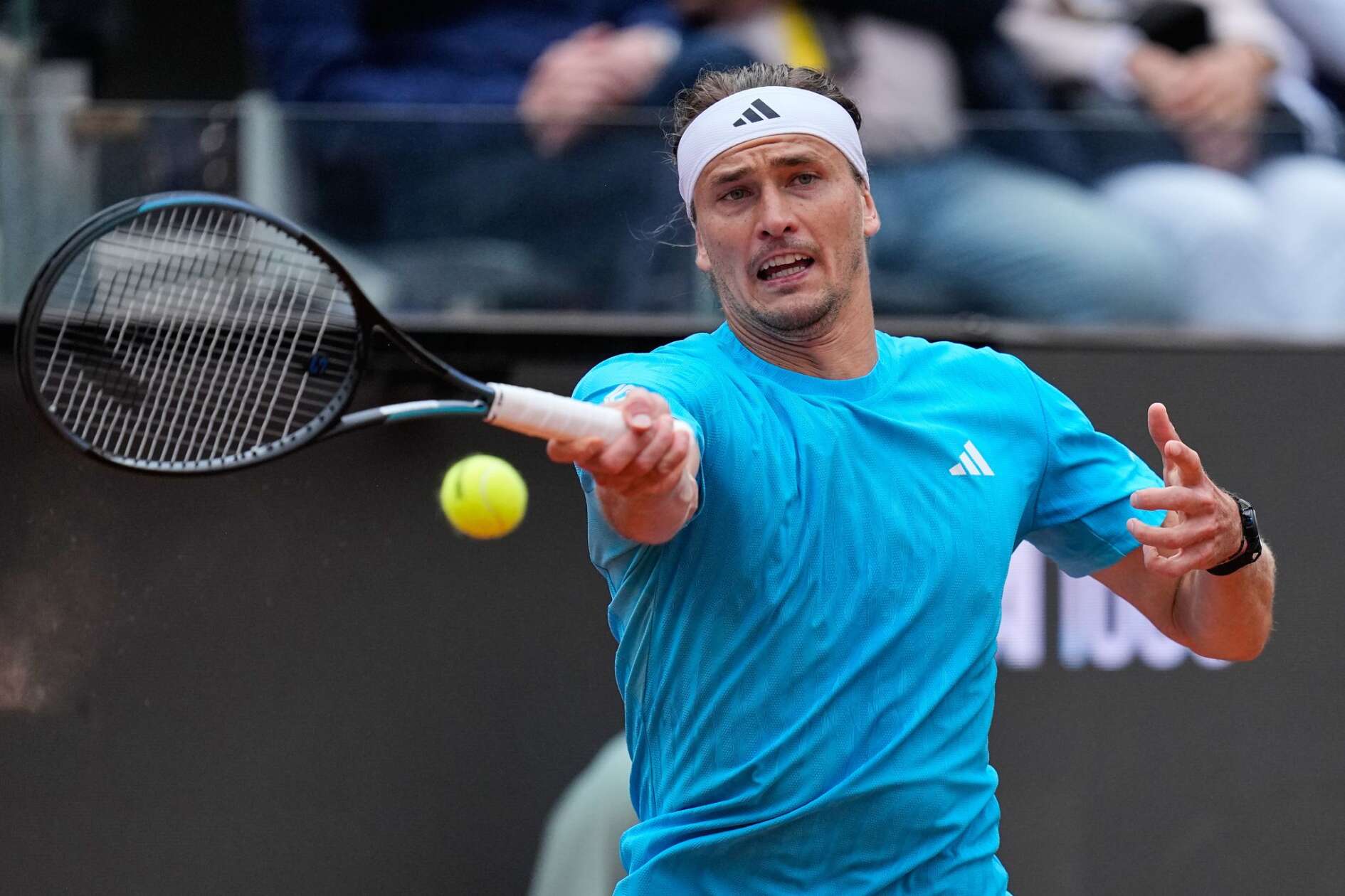 Zverev enttäuscht in Rom: Aus im Achtelfinale | ANTENNE BAYERN