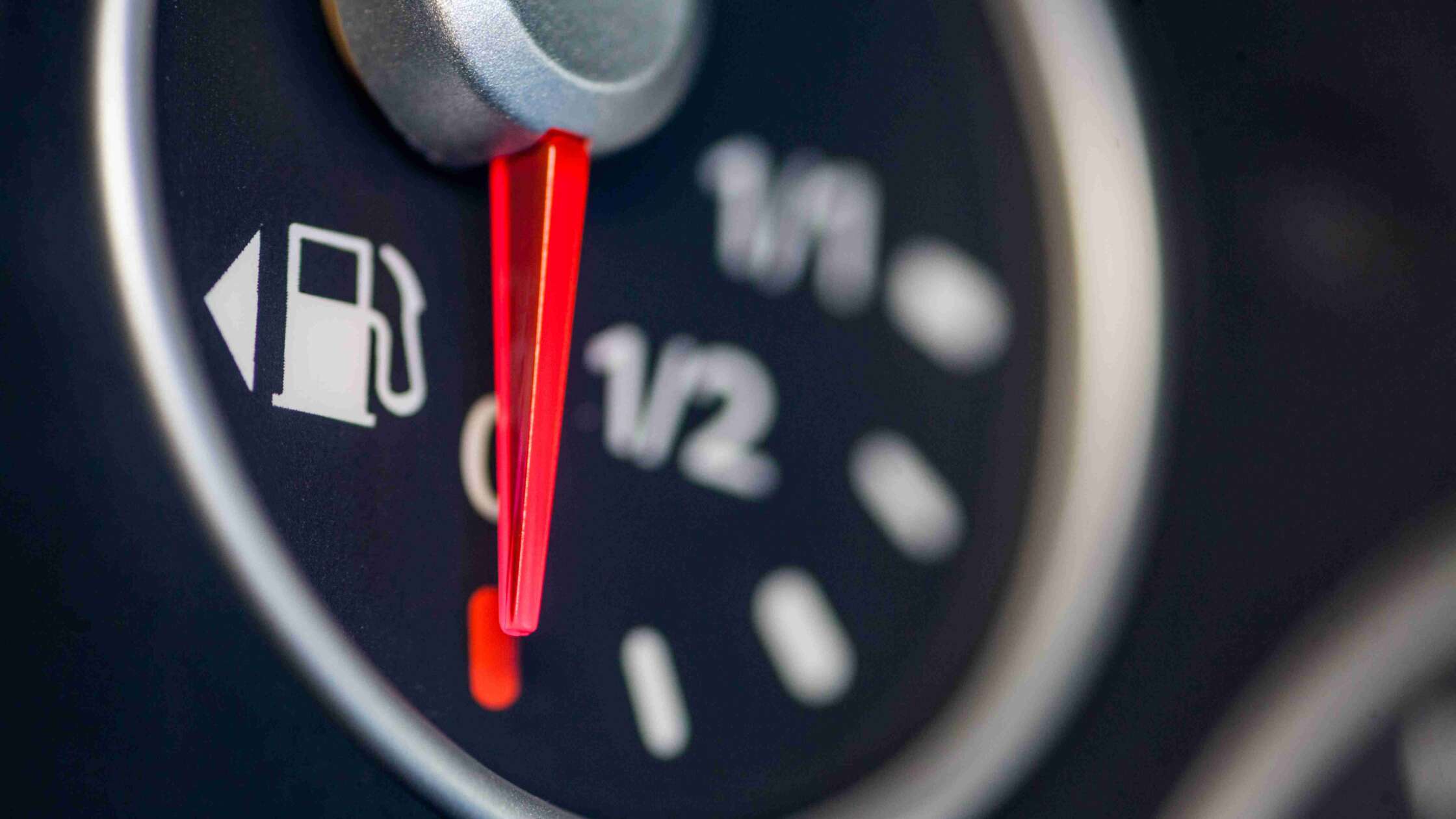 Auto: Wie genau ist die Tankanzeige?