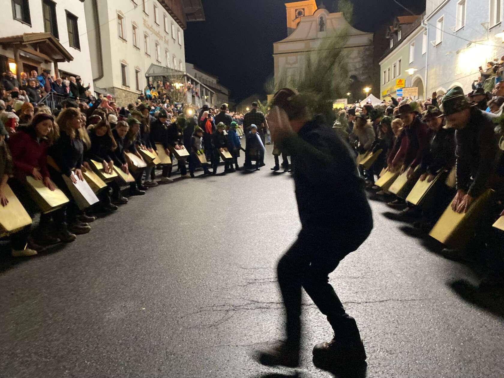 Wolfauslassen Rinchnach: Traditionelles Spektakel